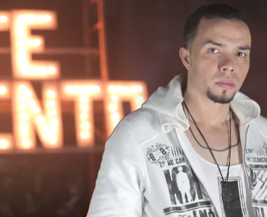 «Te siento» el nuevo videoclip de Alex Zurdo - Lo mejor de la onda ...